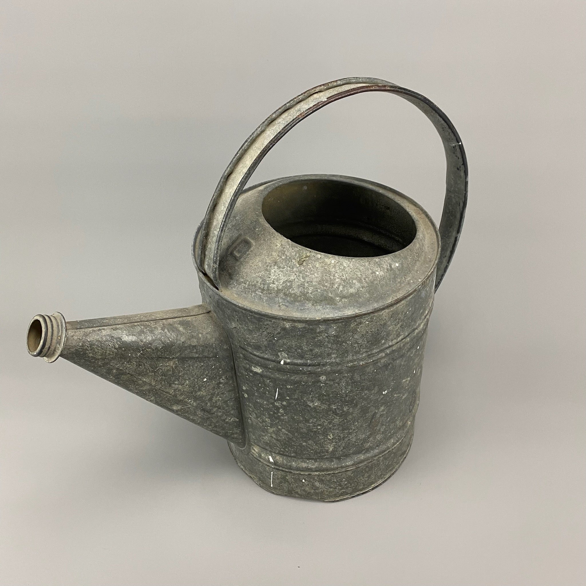 #10 Watering Can – Rose's Rustic Relics